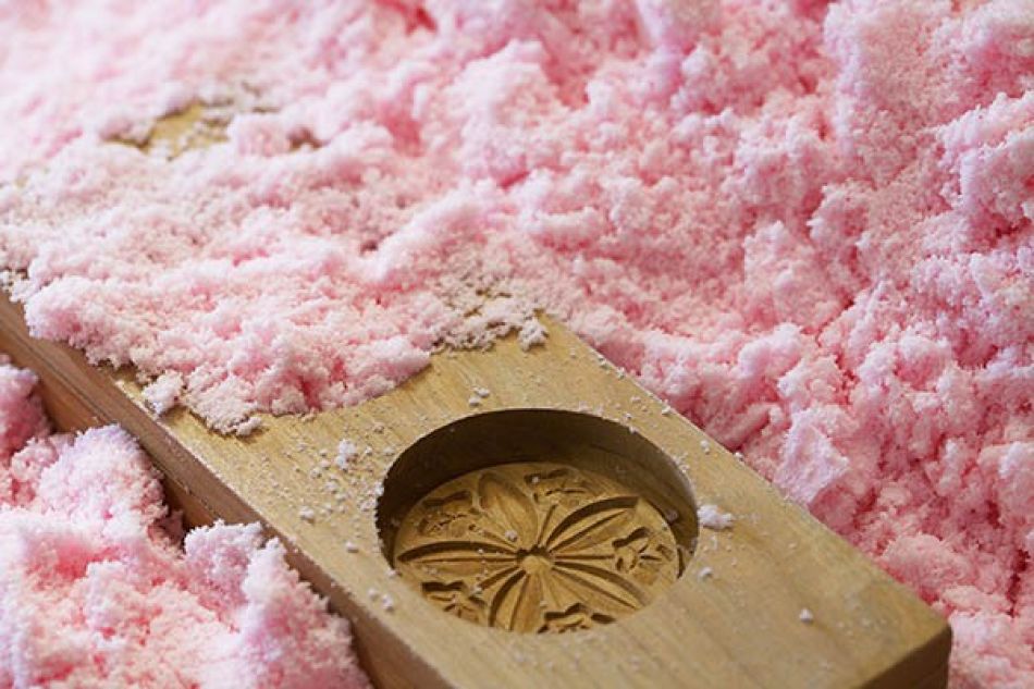 Rakugan Higashi: Dried Japanese Sugar Candies | Amazing Oriental